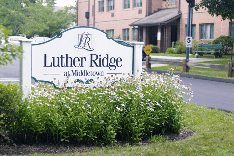 Support Luther Ridge - Luther Ridge